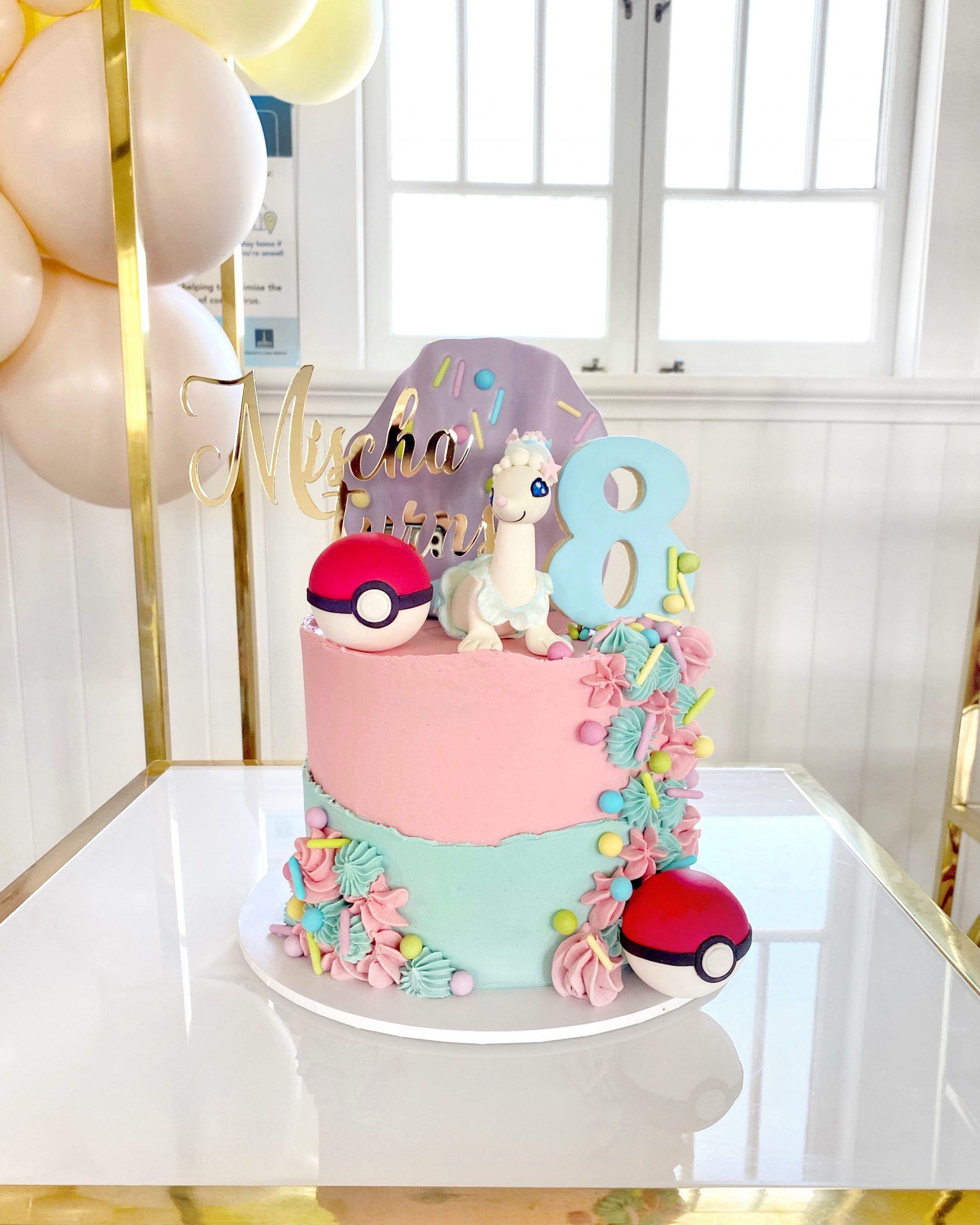 Luxe Gold Cake Table – The Hourglass House